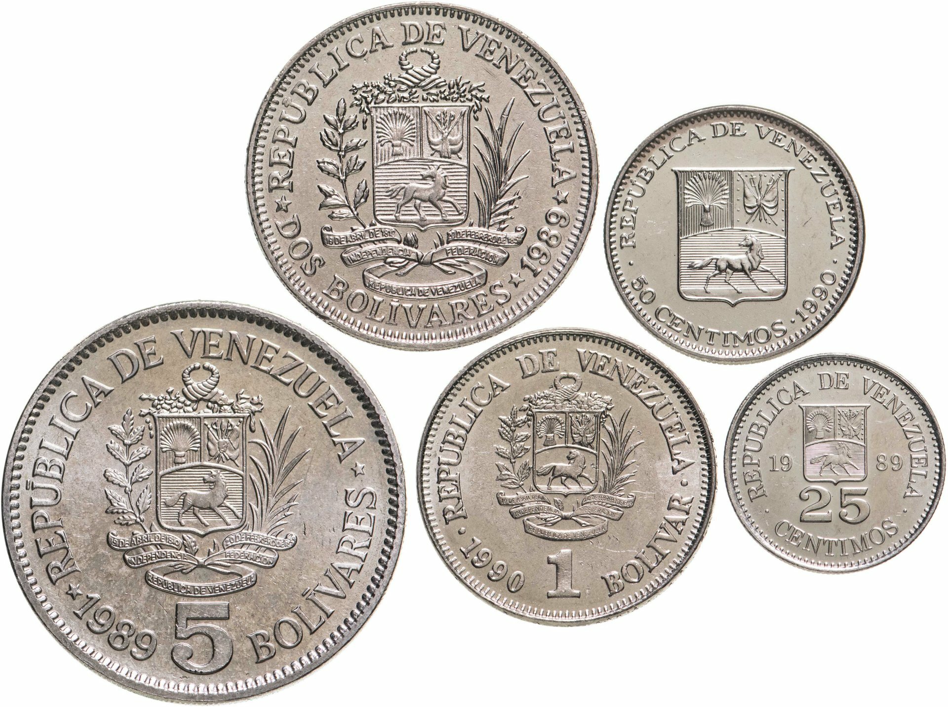 Венесуэла, набор 5 монет - 25, 50 сентимо, 1, 2, 5 боливаров 1989-1990 Симон Боливар, Сталь покрытая никелем, в сохранности UNC