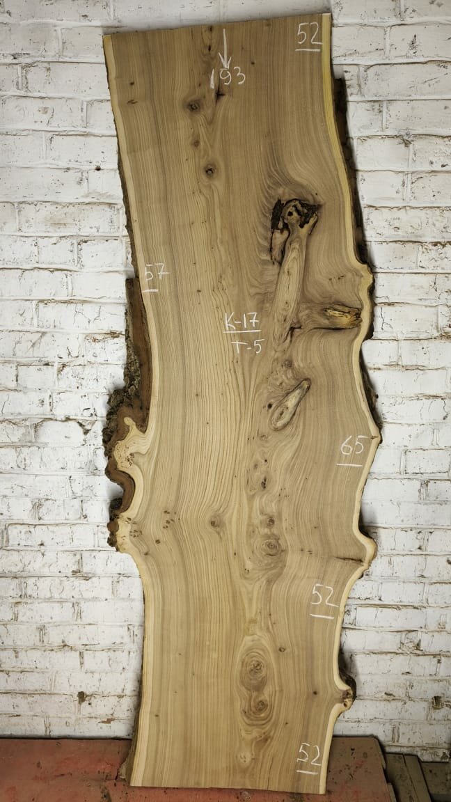 Слэб дерева Карагач К17, выровнен в плоскости, влажность 8-10%
