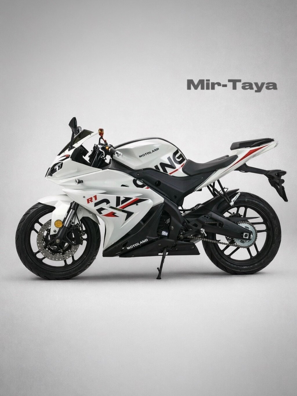 Мотоцикл Motoland "R1", без ПТС, белый, спортивный, 25л. с, электростартер