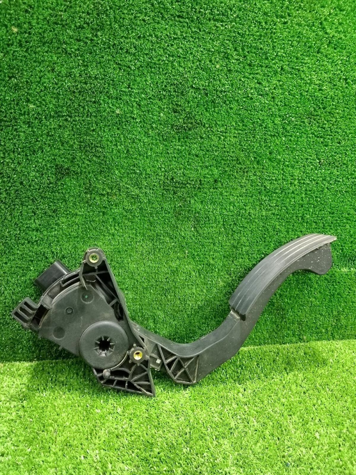 Педаль газа Renault Logan II Б/У с пробегом