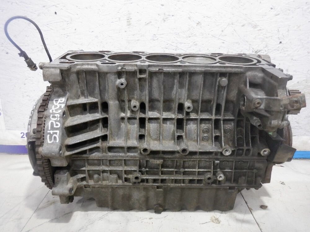 Блок цилиндров Volvo V70 9146950
