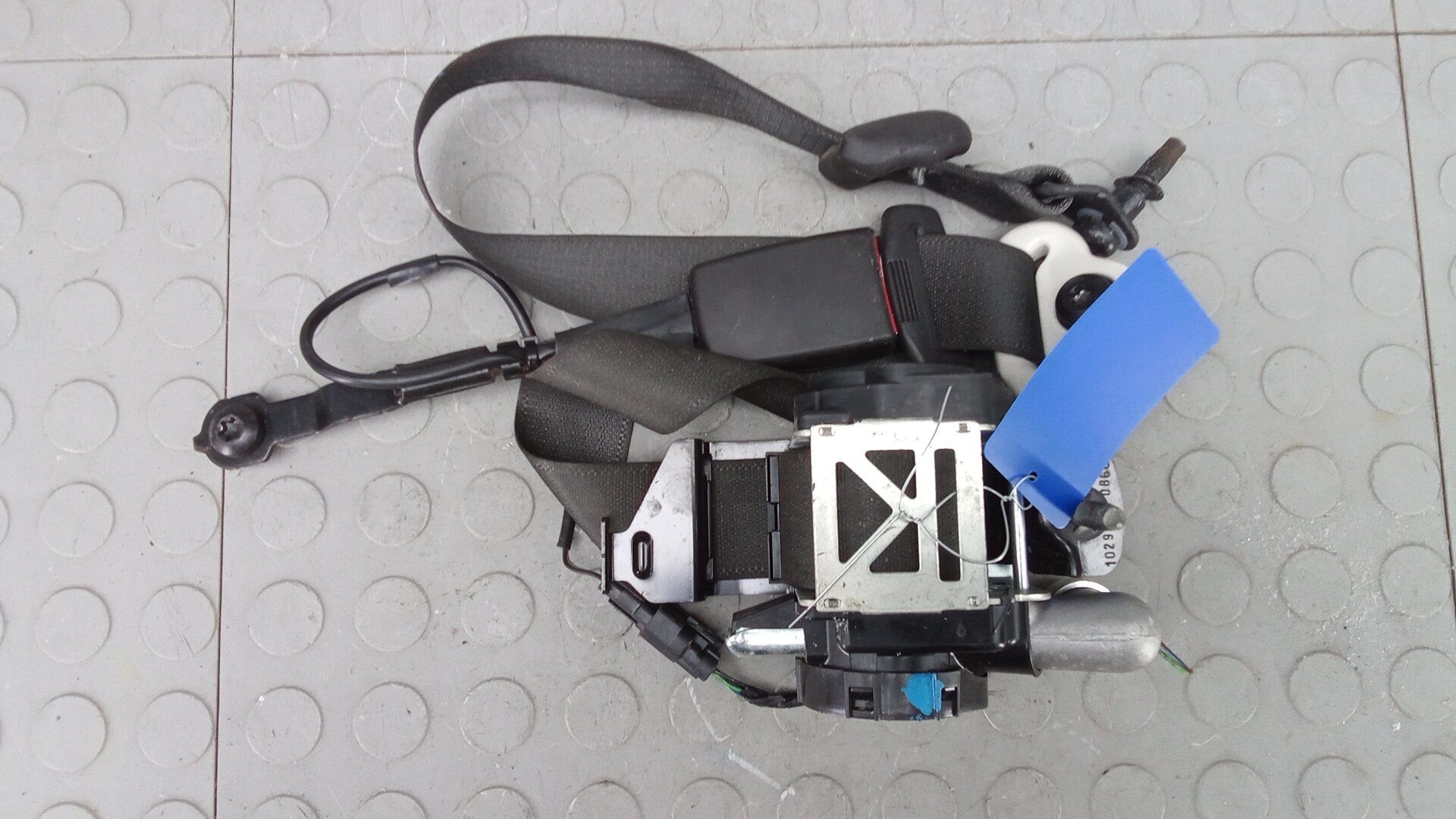 Ремень безопасности с пиропатроном сиденья переднего FORD MONDEO 5, Номер 2216004, DS73F61295BS35B8