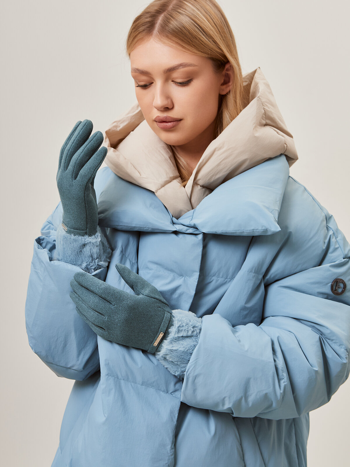 Перчатки для женщин