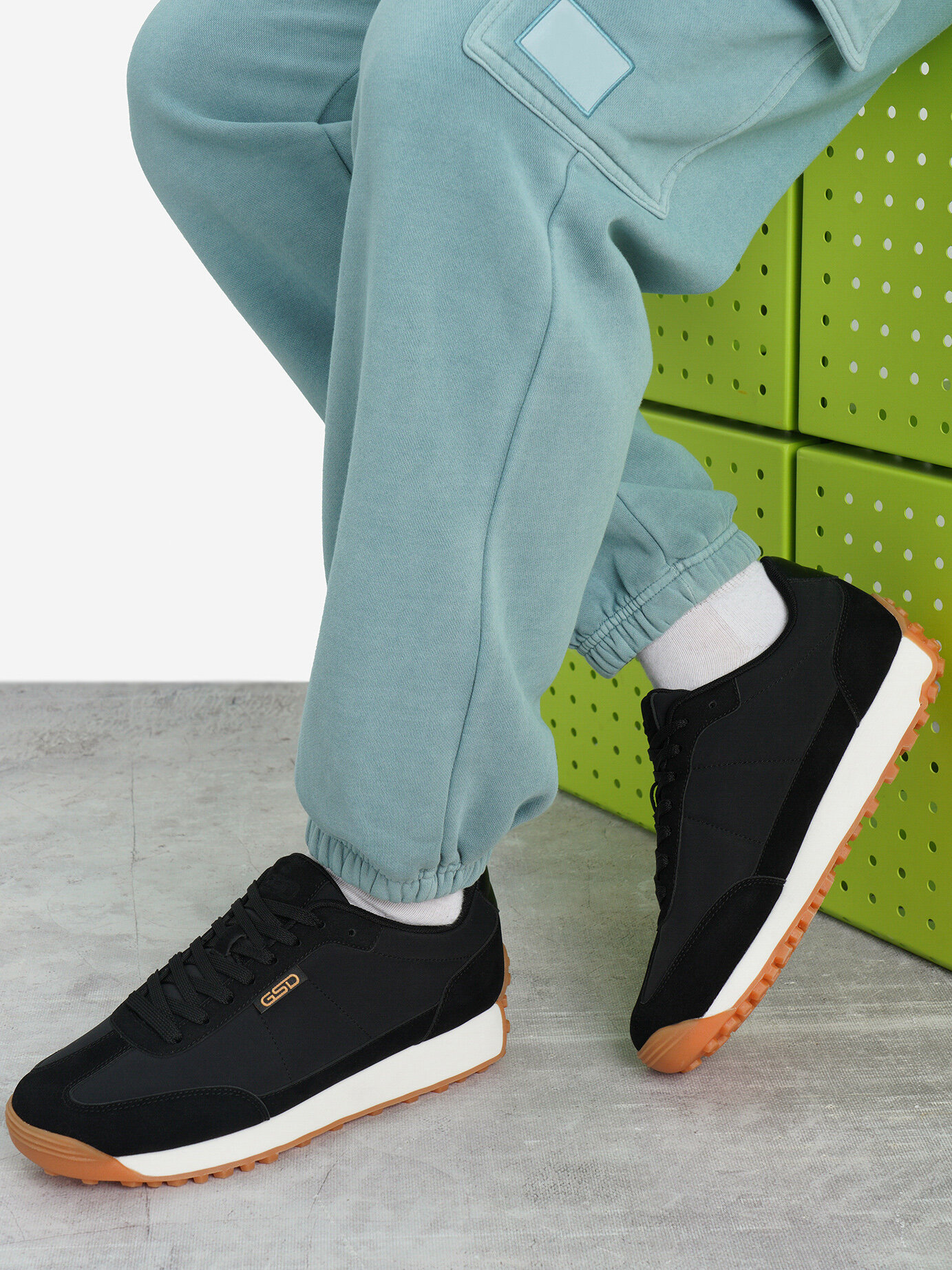 Кроссовки GSD