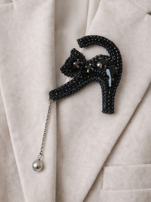 Брошь, стекло, бисер, стразы, кристалл