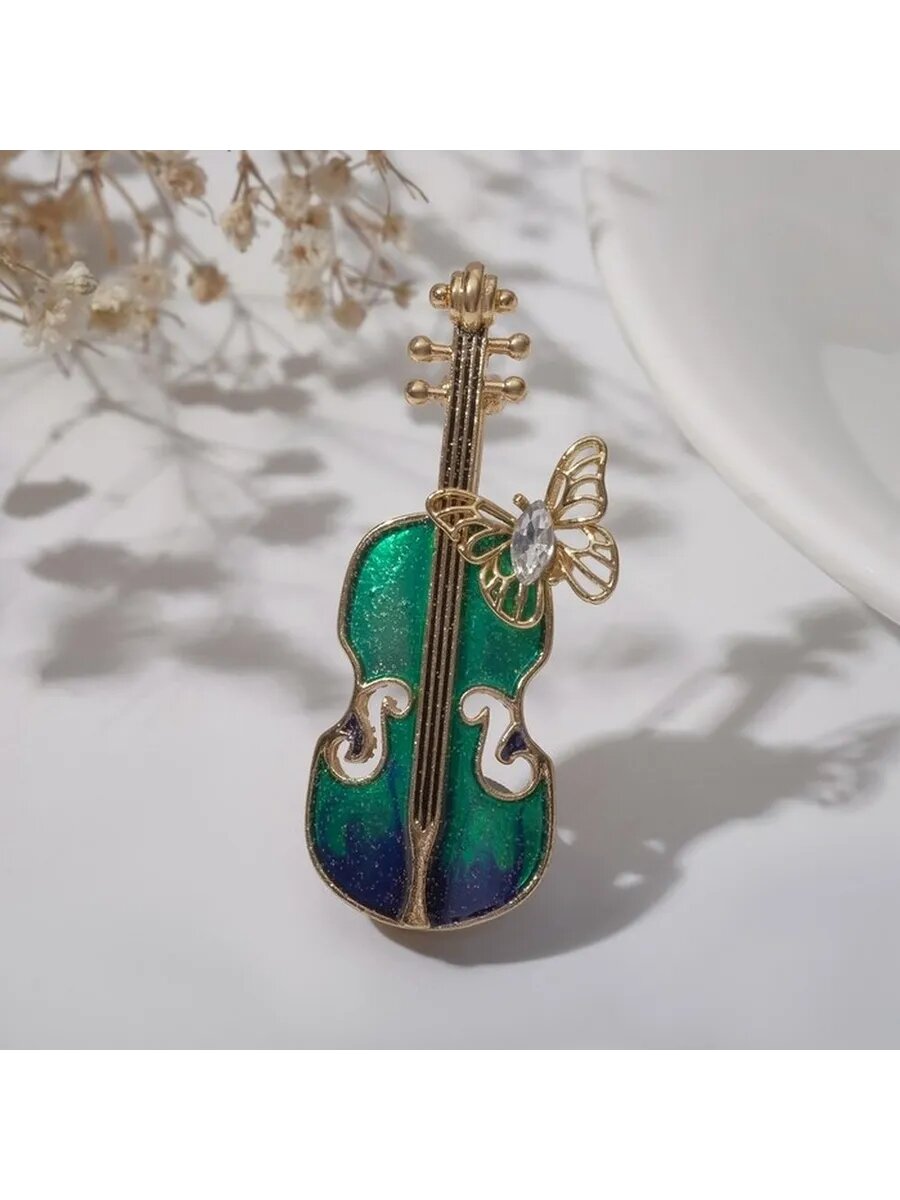 Брошь, стразы, эмаль