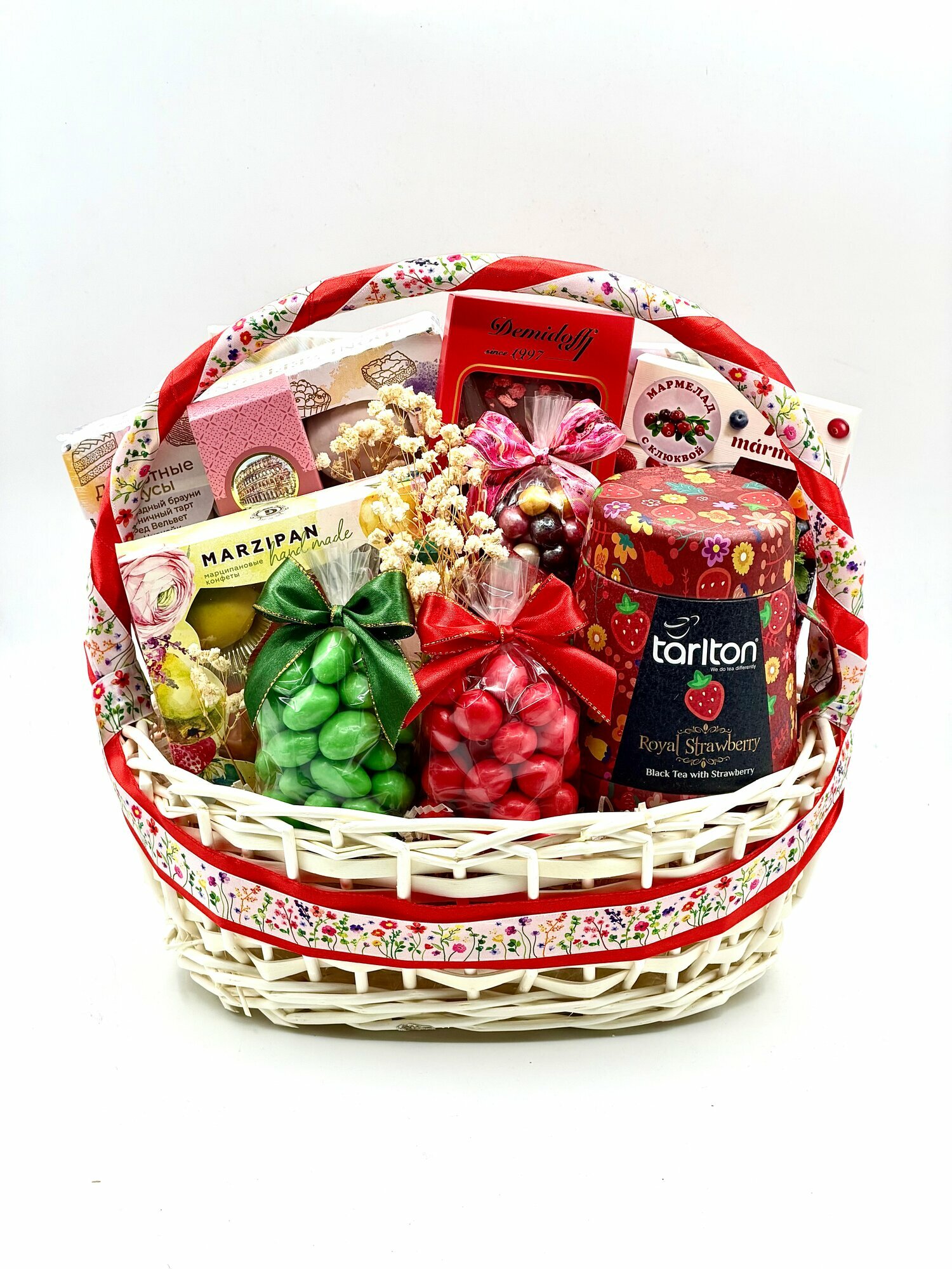 Подарочная корзина "Приятного чаепития" (2645)