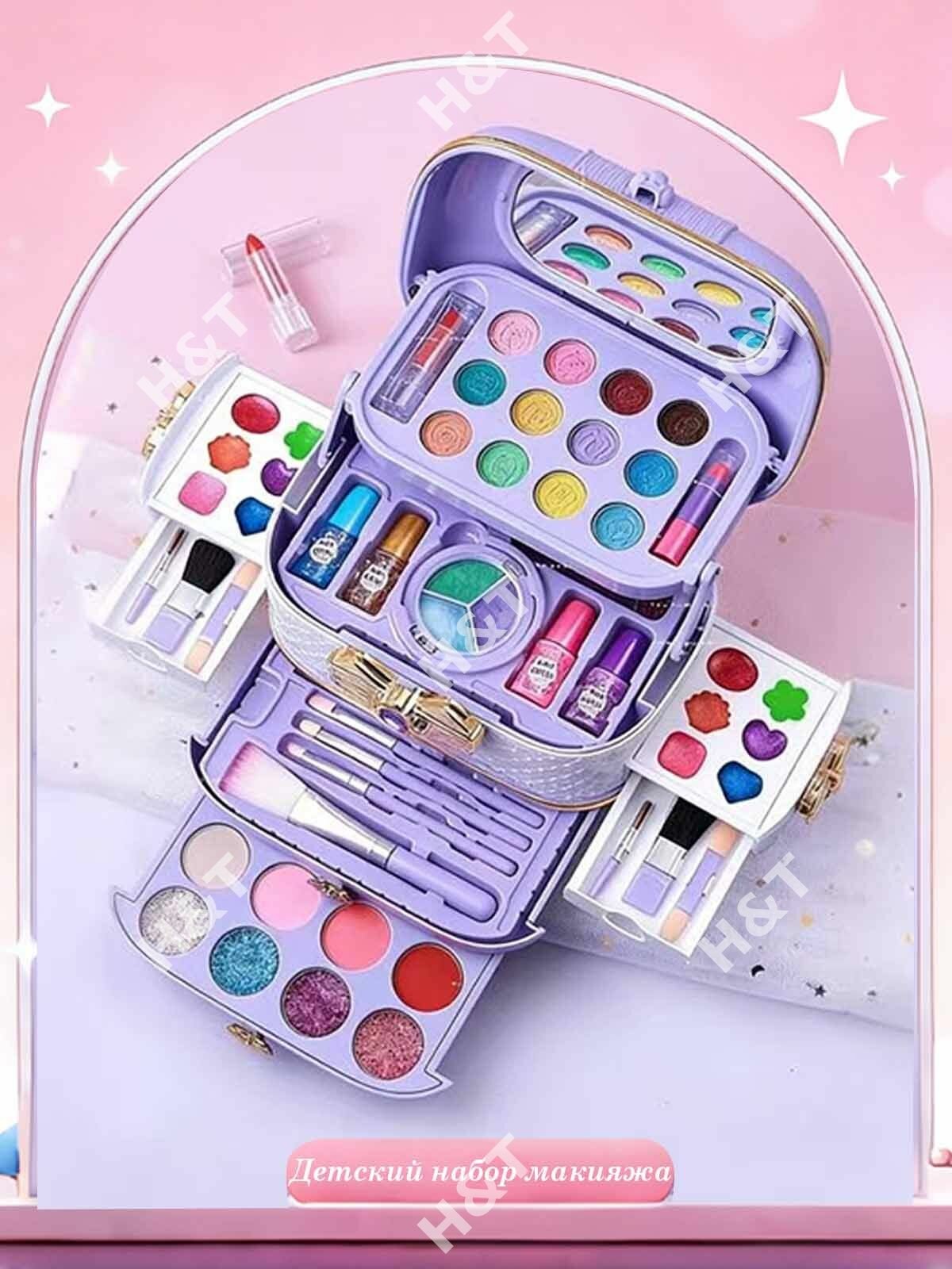 Эксклюзивный подарочный набор с детской декоративной косметикой для девочек представлен в большом чемоданчике