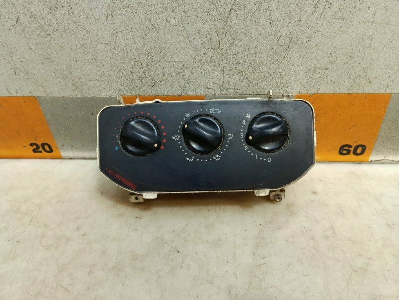 Б/У печкой Блок управления отопителем Renault Clio 2 481667 RENAULT арт. 7701048267