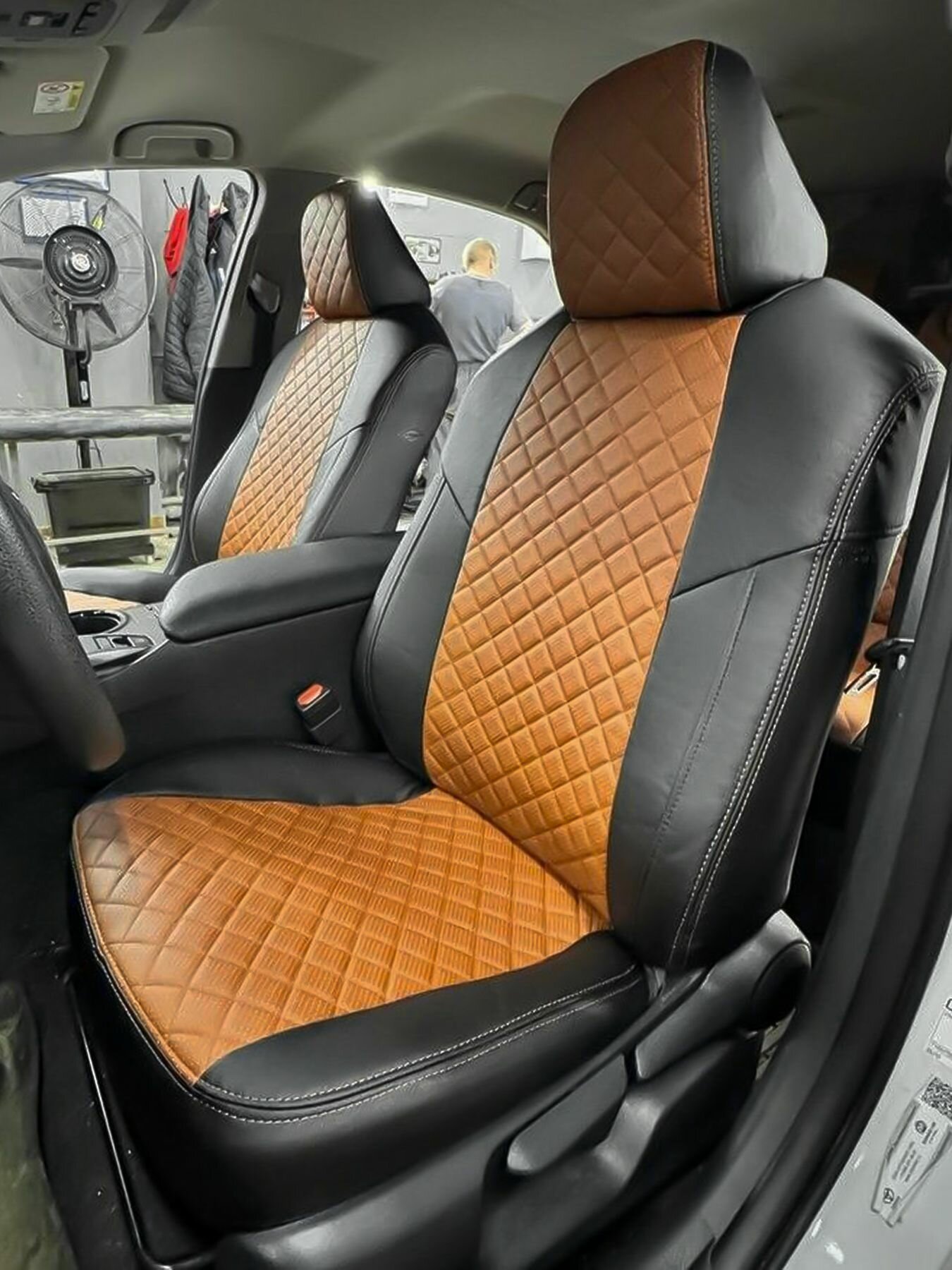 Чехлы на камри 70, Чехлы экокожа toyota camry 70 2017 2018 2019 2020 2021 2022 2023 года