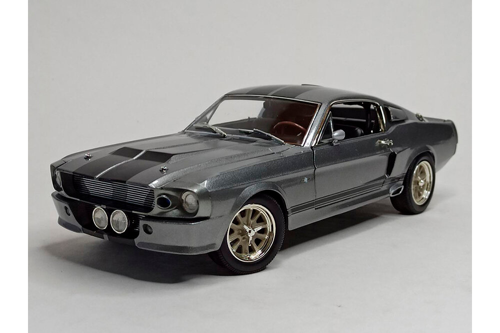 Модель коллекционная GREENLIGHT Ford shelby mustang gt 500 1967 eleanor 1:18