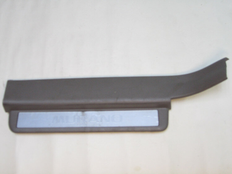 Накладка порога заднего левого внутренняя 76954CA002 76954CC20A Nissan Murano Z50 - Бежевая