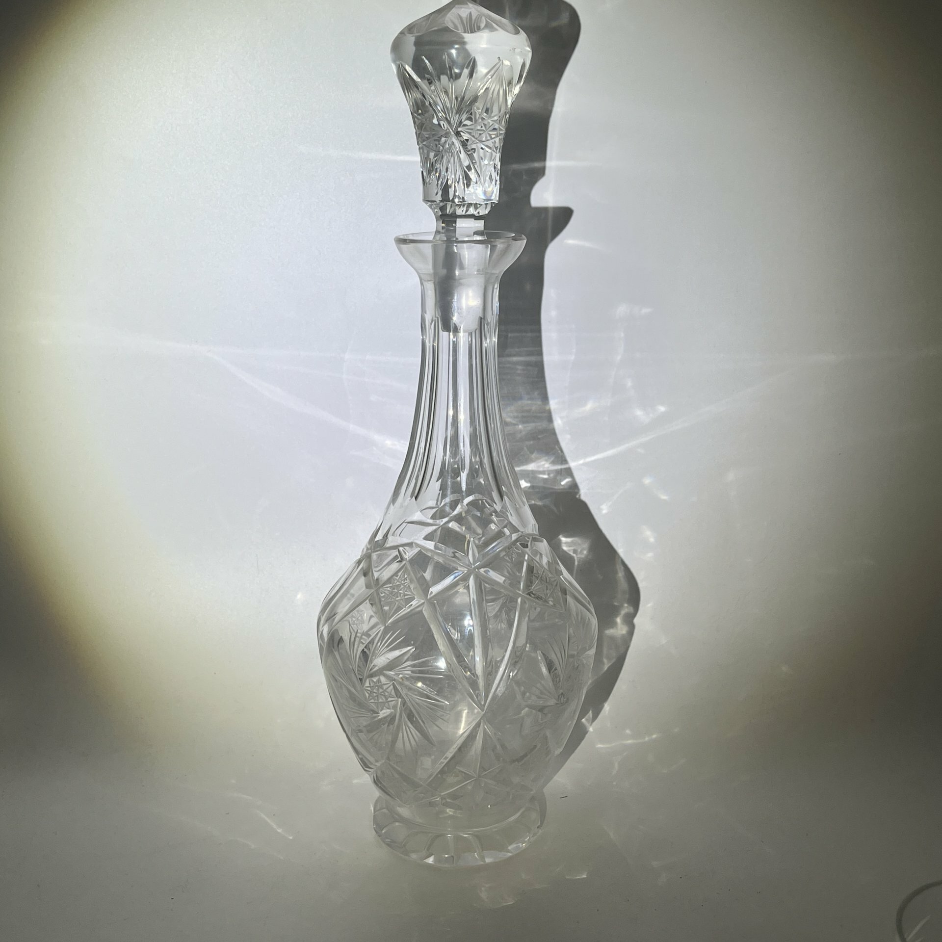 Графин с резным геометрическим декором, хрусталь, алмазная грань, СССР, 1970-1990 гг.