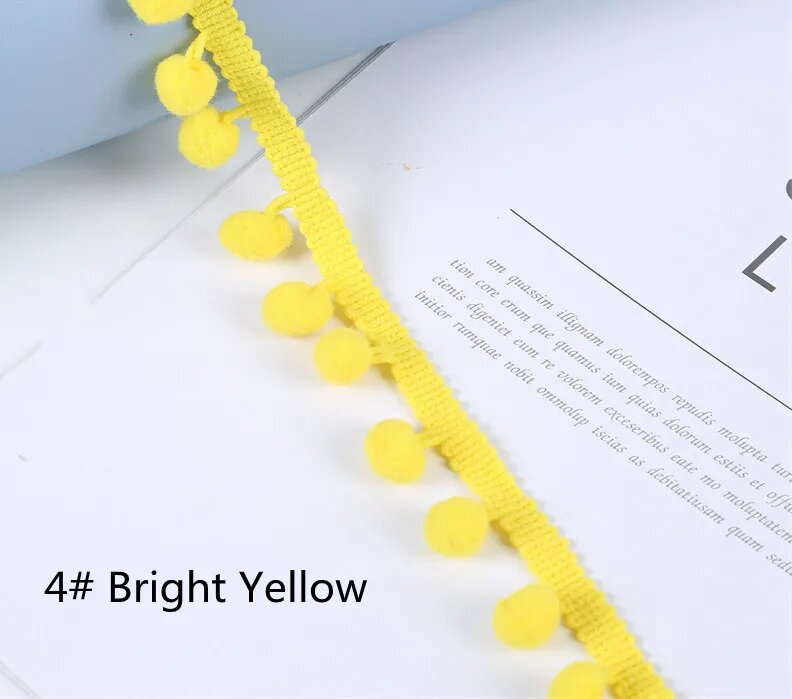 Лента с помпонами, Bright Yellow, 5 ярдов, 10 мм
