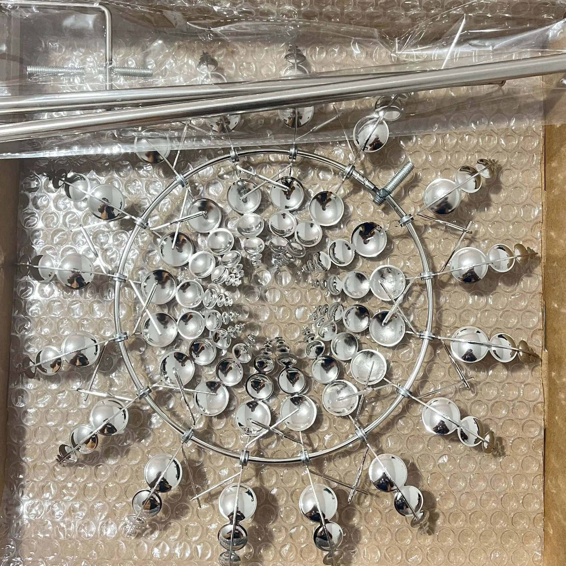 Металлическая ветряная мельница silvery