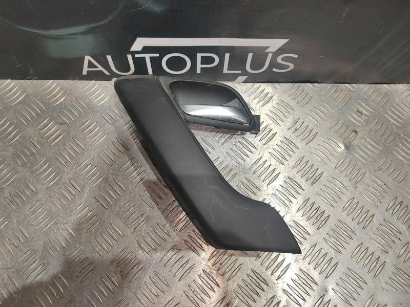 Ручка внутренняя Volkswagen Polo 5 2009-2015 (2026-06-01 00:00:00) Б/У с пробегом Арт. 3984