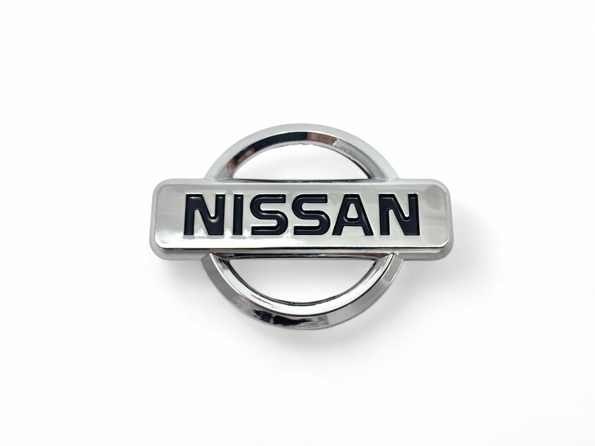 Эмблема Nissan, для легковых автомобилей, хром, самоклеющаяся, 59x42мм