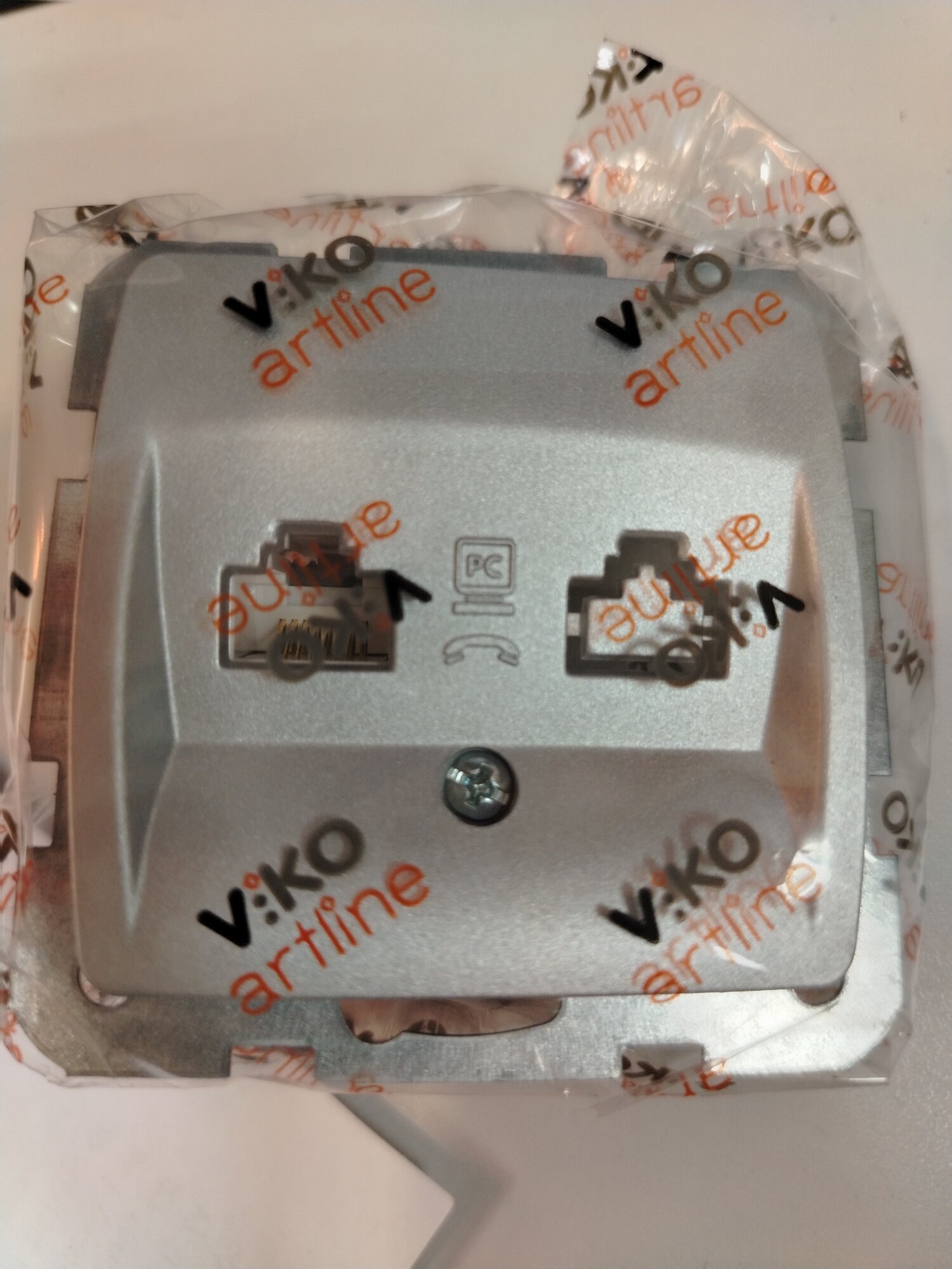 Розетка ViKO "CARMEN" 9210, алюминий, встраиваемая, интернет