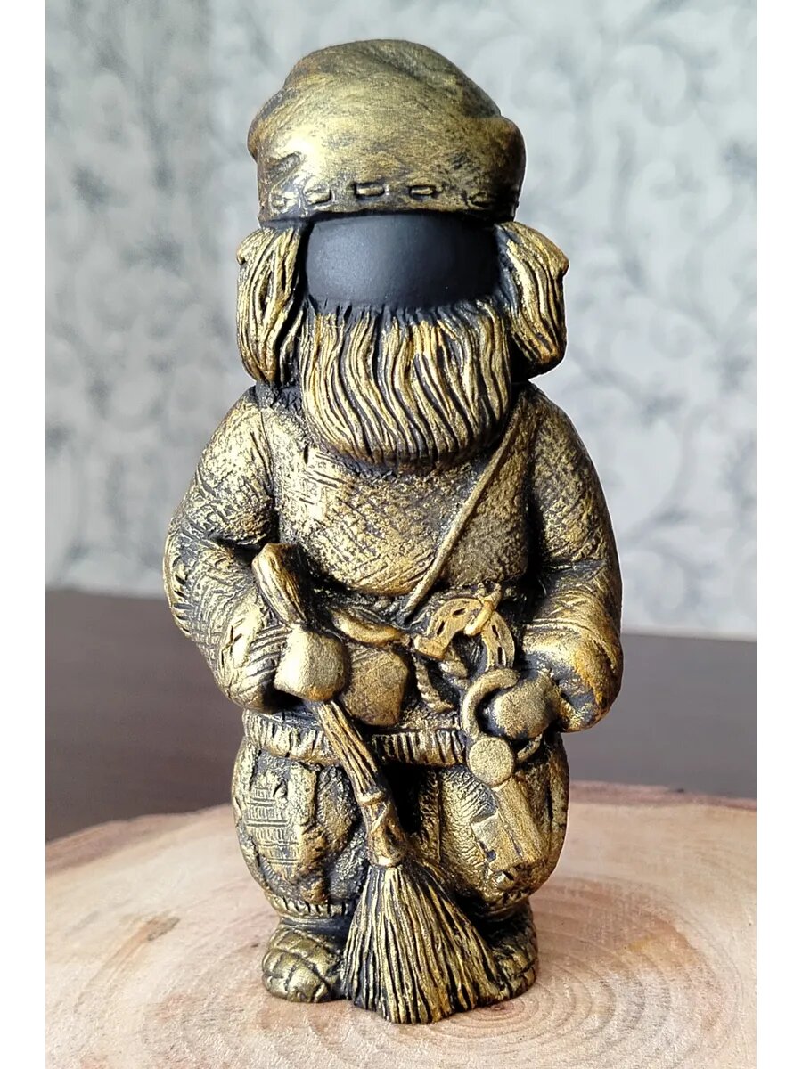 Статуэтка обережная Храмовничек (Домовой), 13 см.