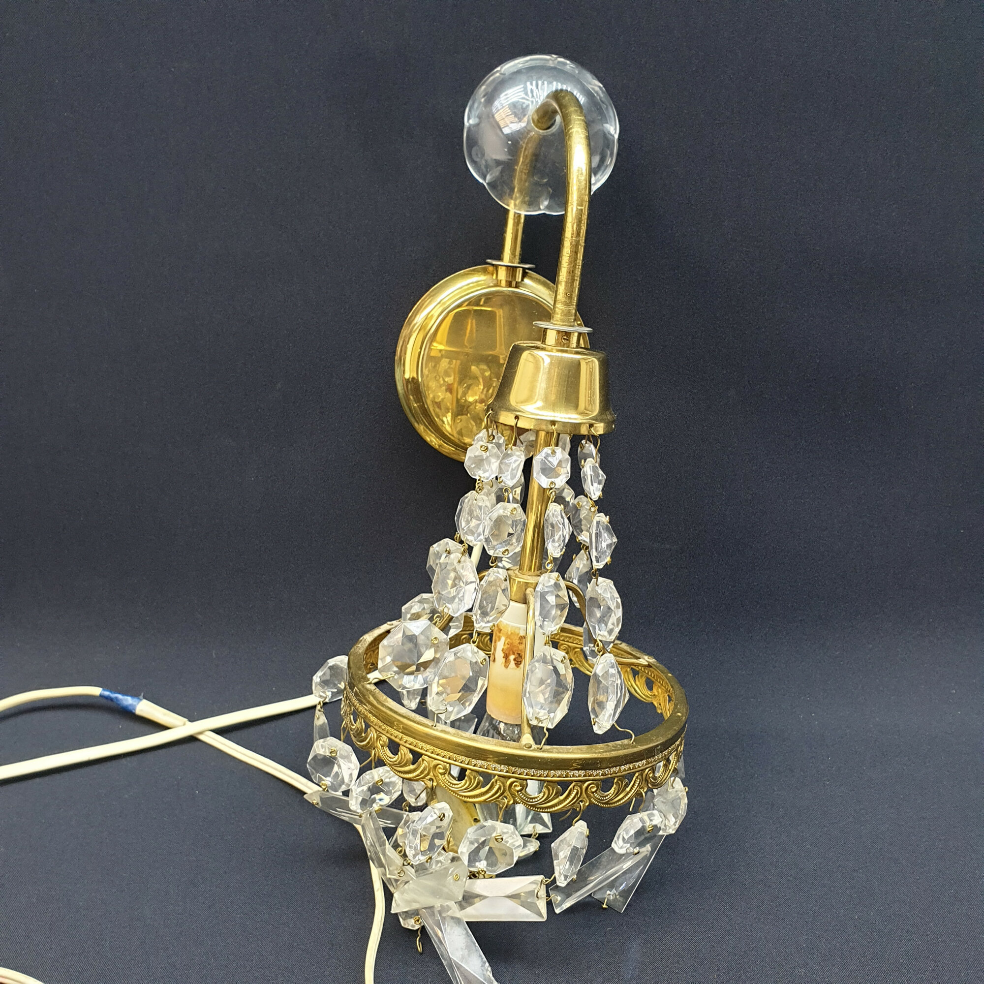 Винтажное настенное бра Железный Брод, пластик, металл, дефекты Чехословакия