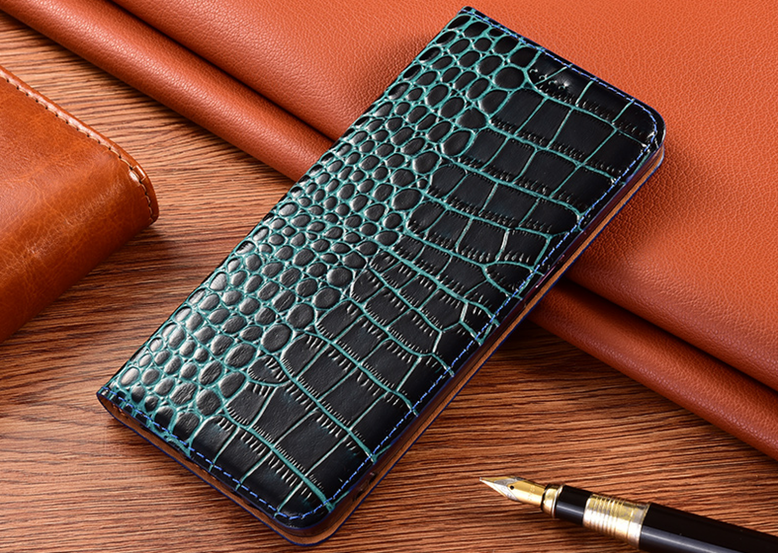 Чехол-книжка MyPads Premium для Apple iPhone 13 из натуральной кожи теленка с рельефом крокодила, синий