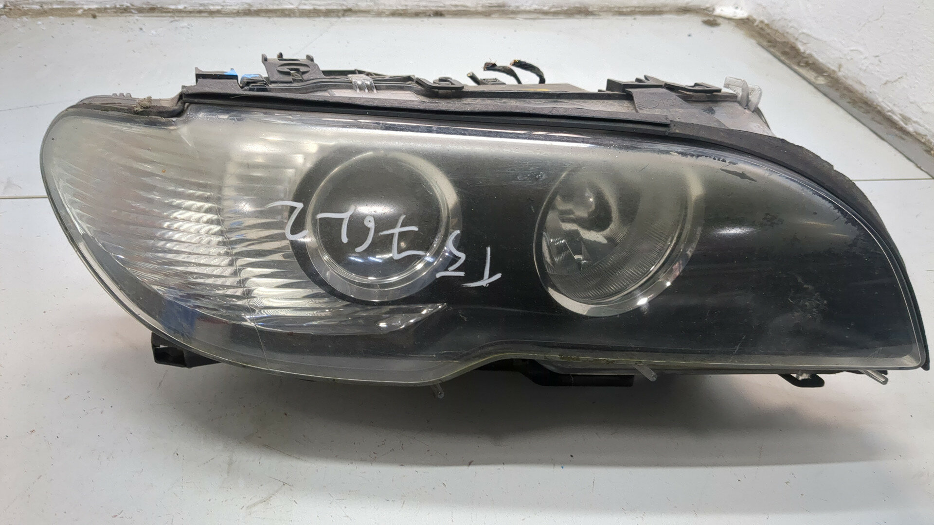 Фара (передняя) правая BMW 3 E46 Б/У