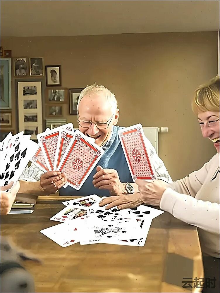 Игровые карты большого размера