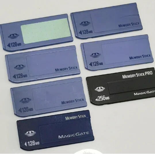 Shiny Clan Memory Stick PRO DUO для камеры 256M