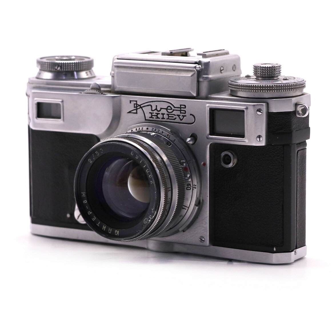 Советский фотоаппарат Киев 4 + Юпитер-8М (1969)