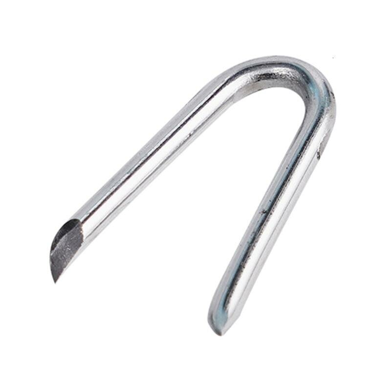 200 U-образных гвоздей