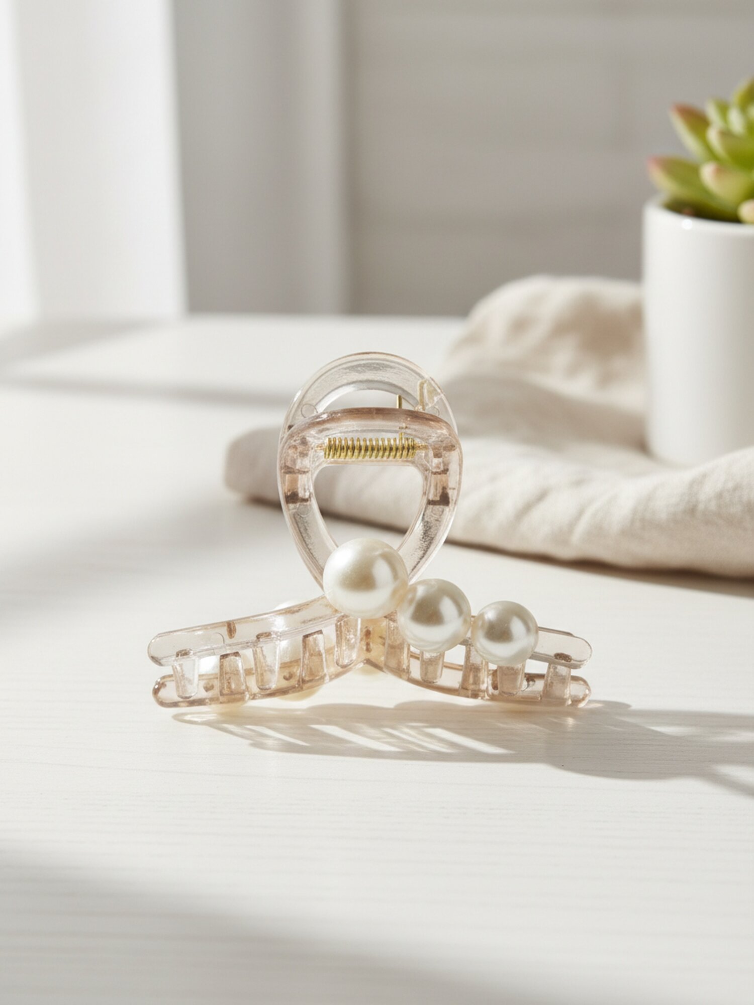 Заколка-краб для волос с белыми бусинами и жемчугом 8х5 см, стильный женский аксессуар для причесок, модель Y4-11620