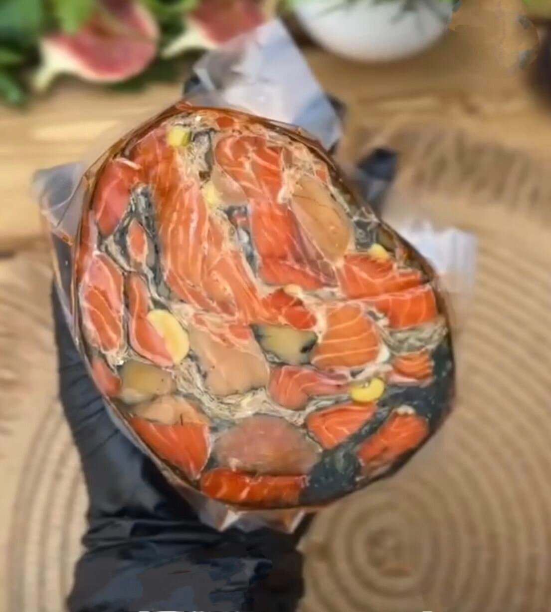 Колбаса рыбная Мортаделла в/уп 1кг. (+/-100г)