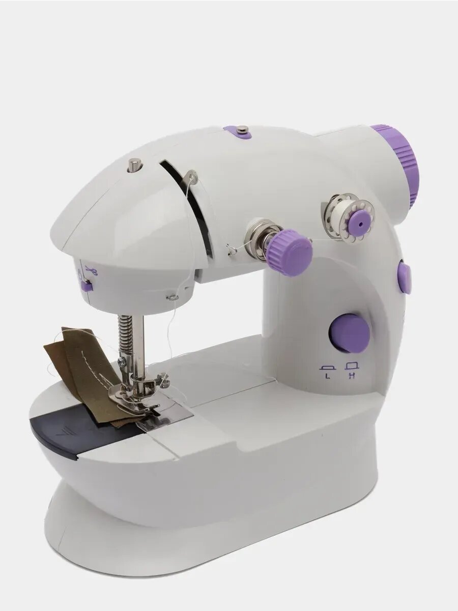 Машинка швейная