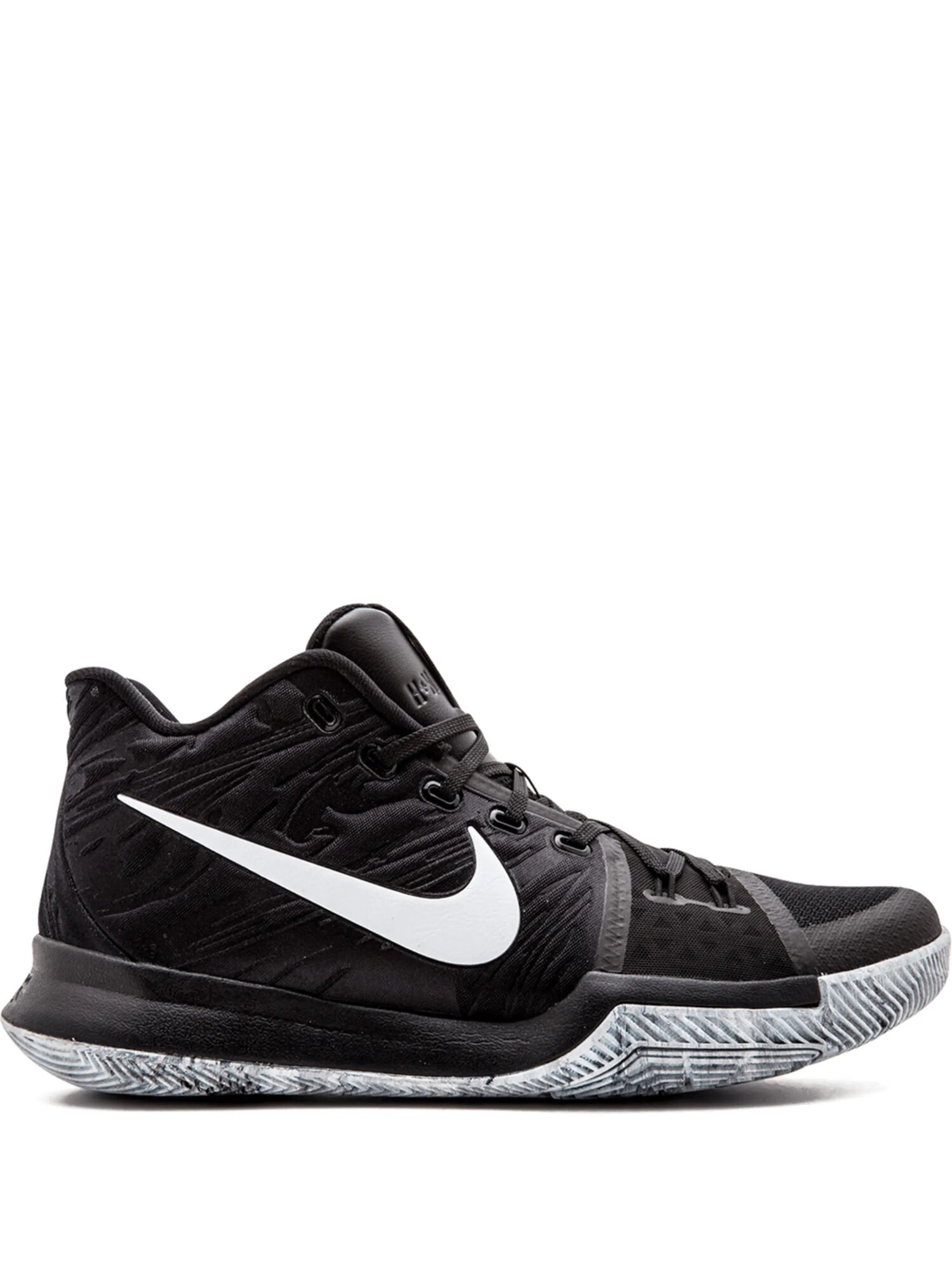 Кроссовки Kyrie 3 BHM