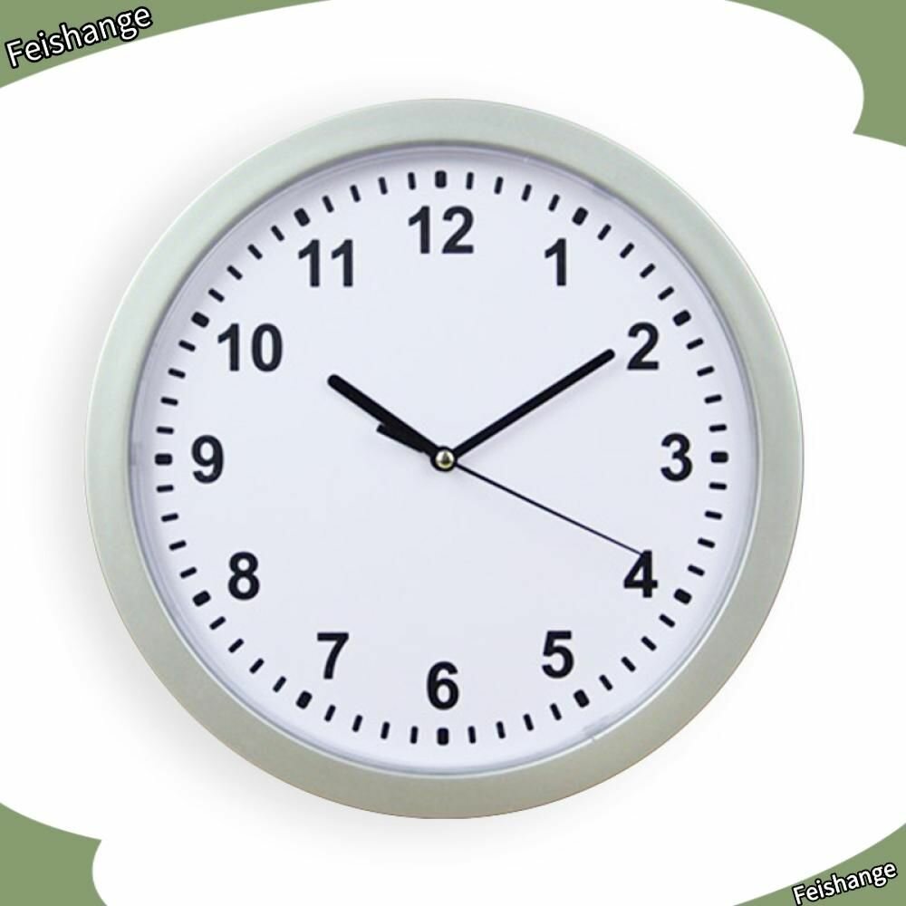 Настенные часы серебристого цвета M4