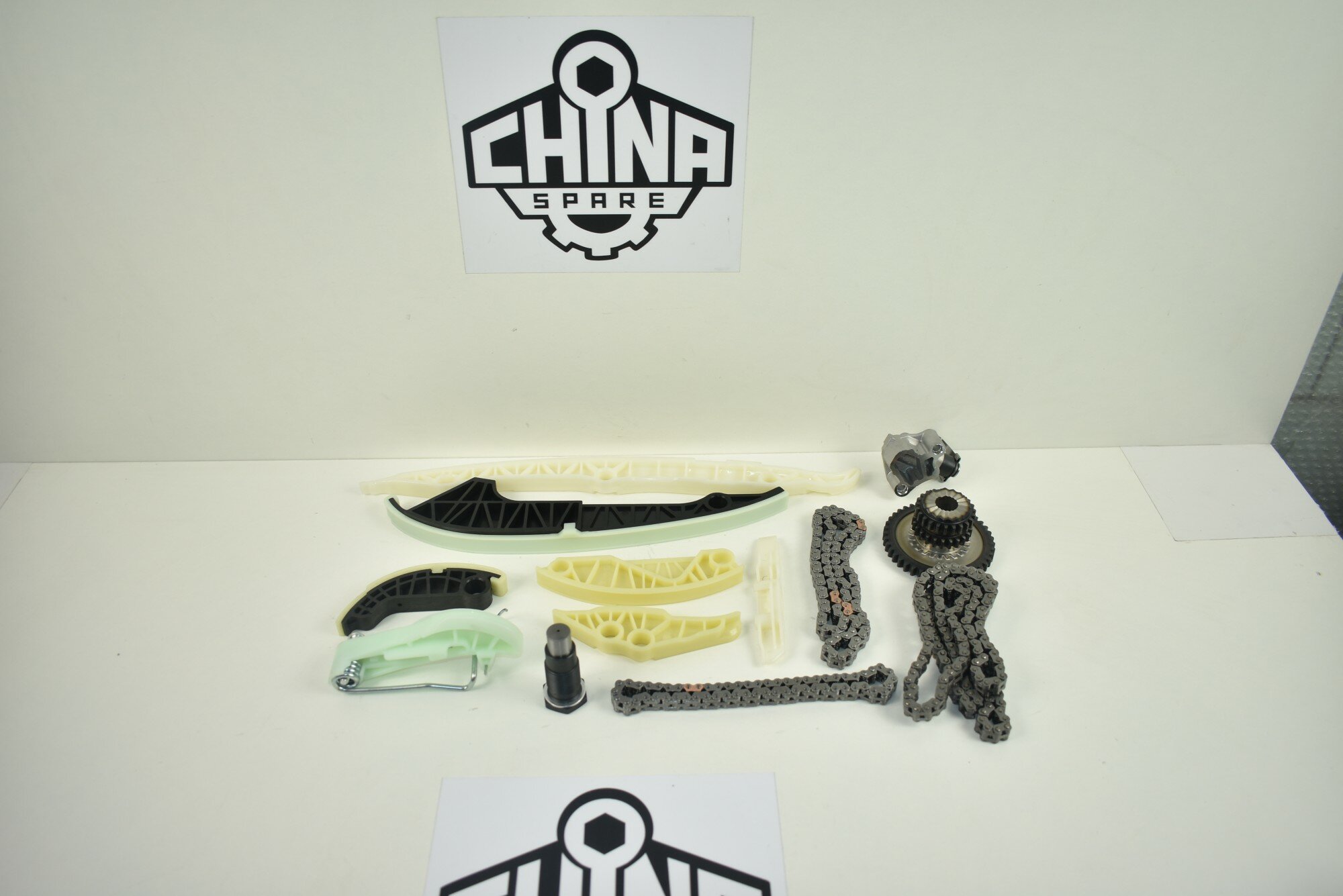 Комплект для замены цепей ГРМ VAG 1.8/2.0 TSI/TFSI (EA888) GEN3 Volkswagen Golf 7 GTI/7R, Volkswagen Passat B8, Jetta VI GLI, Tiguan II / Skoda Superb III, Octavia III / Audi A3 (8V), A4 (B8), TT (8S)