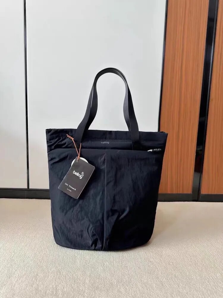 Сумка Bellroy Lite Totepack черная нейлоновая водоотталкивающая 30x15x37 см