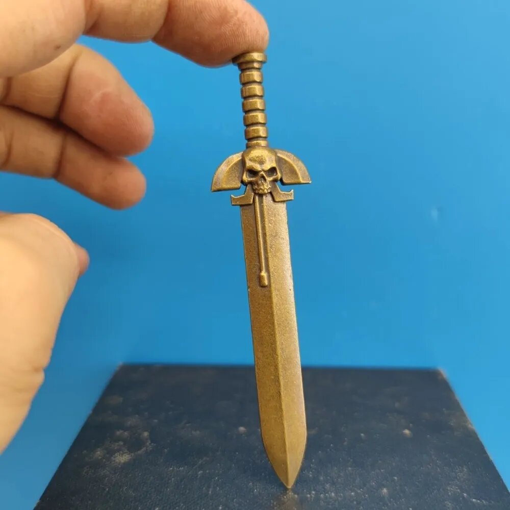 Энергетический меч для Капрала Стражей-Арбитров Warhammer 40K (масштаб 1/18, 3.75 дюйма) из латуни, аксессуар для подвижных фигурок JOYTOY