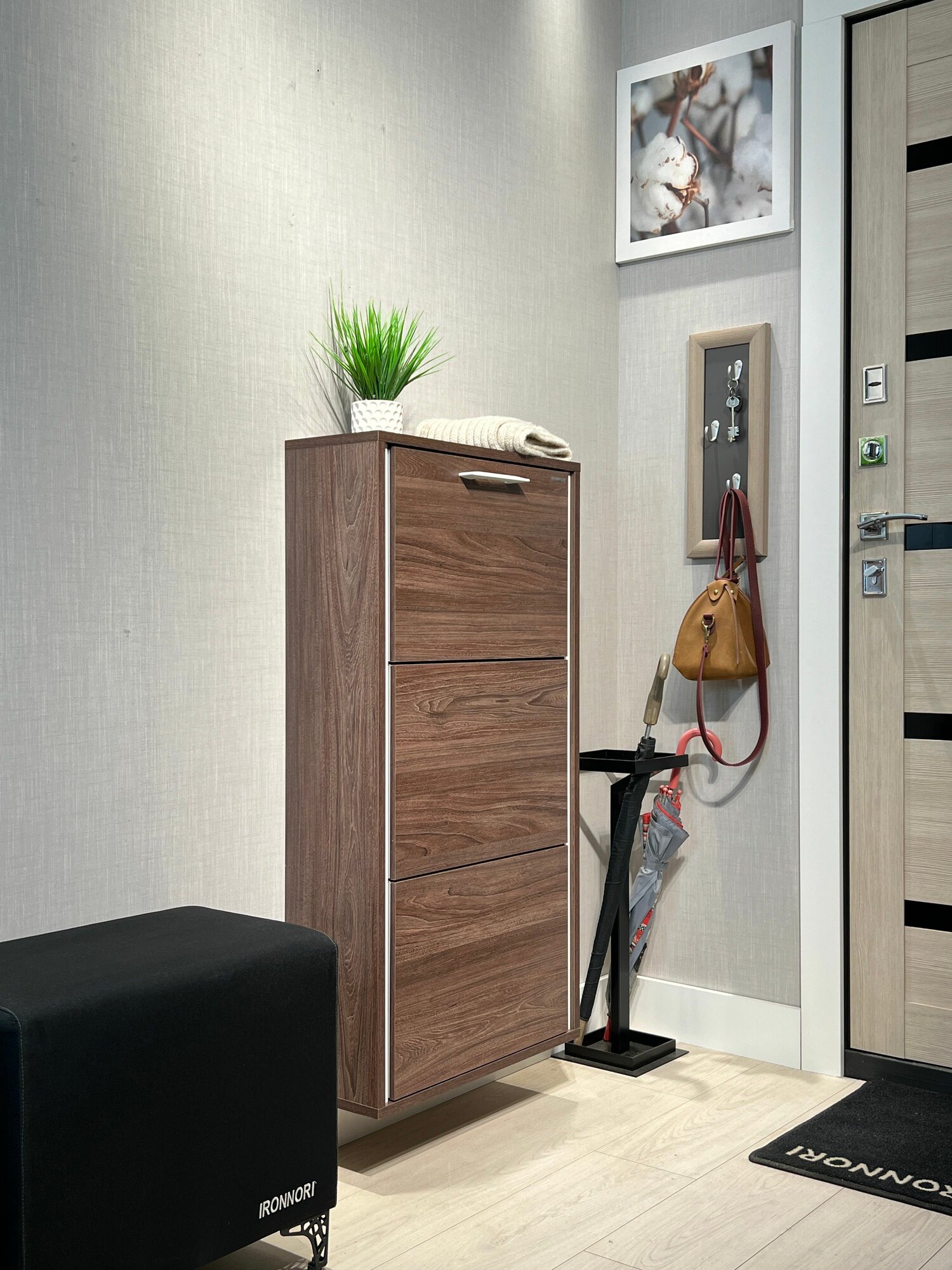 Обувница в прихожую IRONNORI Лайт 3 секции, Вяз Швейцарский, профиль белый, 104х54.5х20 см