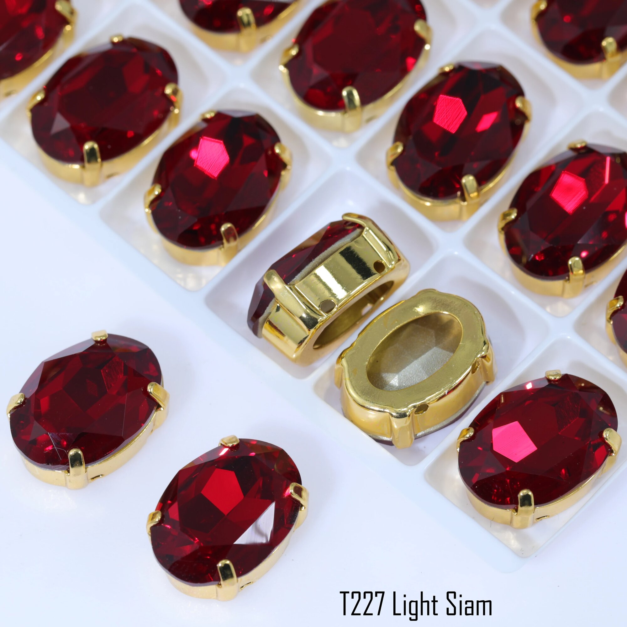 Стразы овальные T227 Light Siam, 36 шт. 10мм/14мм