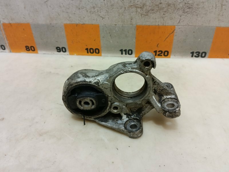 Б/У Кронштейн промежуточного вала Citroen C4 Picasso 2008 UD 470024 Peugeot-Citroen арт. 1807ER