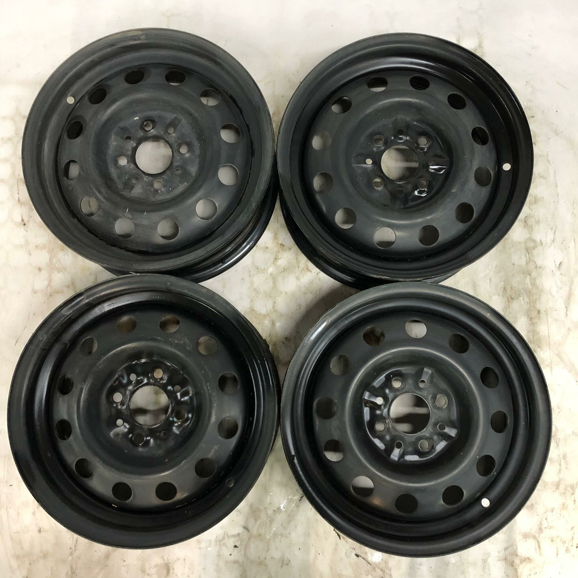 Колесные диски Штампованные 14x5.5 PCD 4x98 D58.6 ET35 (Реплика)