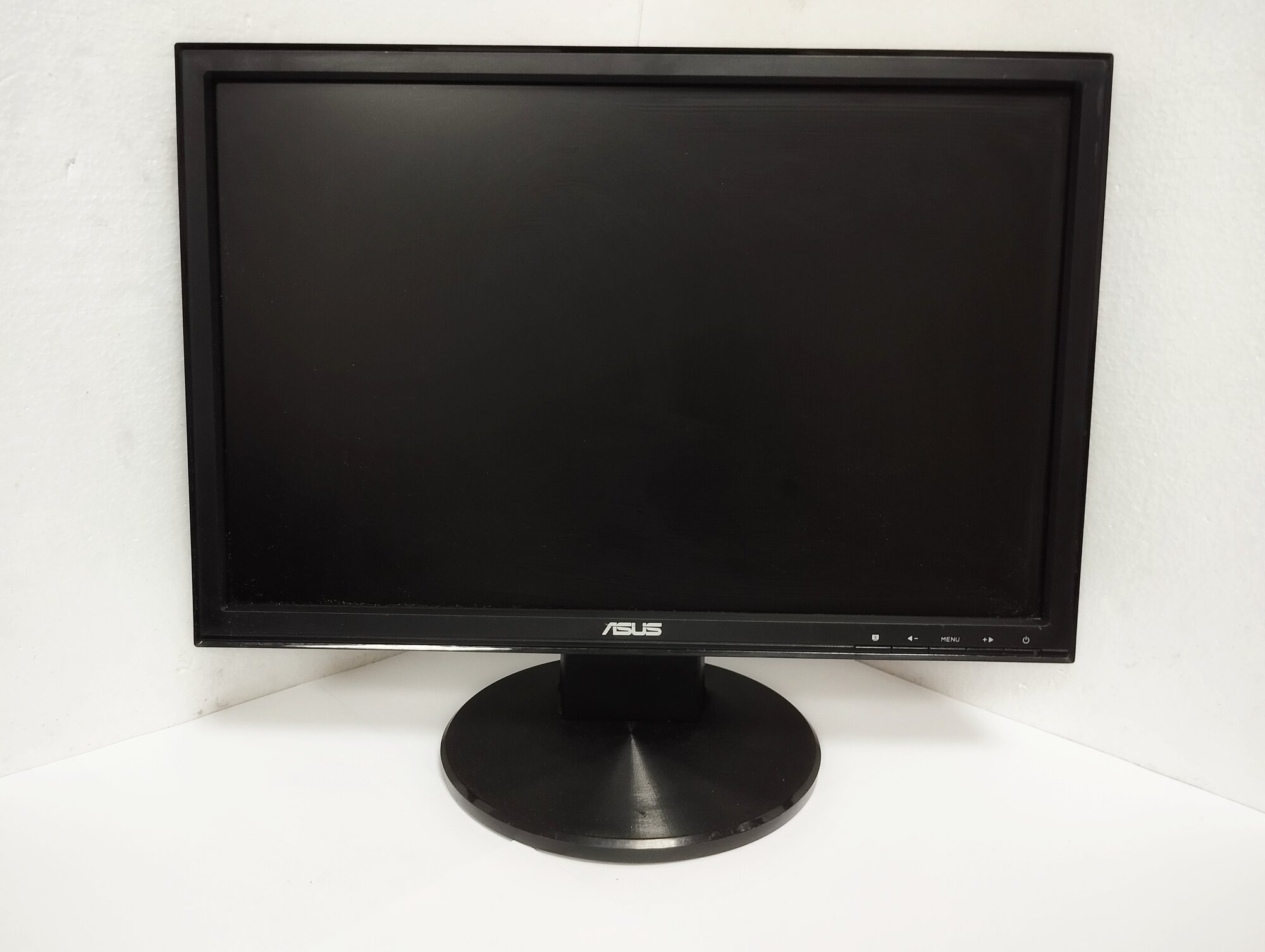 Монитор Asus VW193D 19"