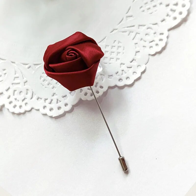 Красные бутоньерки из полиэстера 17 Boutonniere