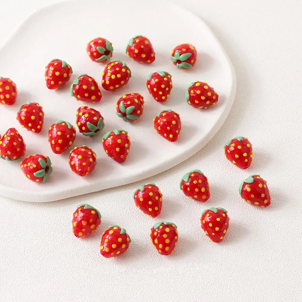 Бусины стеклянные клубника 4 шт. 7