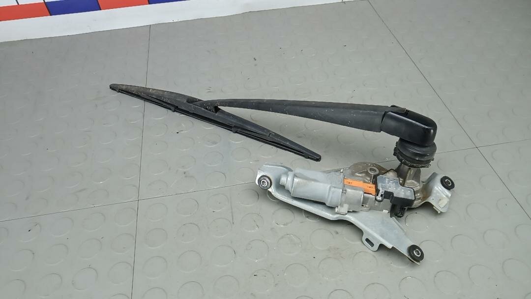 Моторчик заднего стеклоочистителя (дворника) Honda Insight 2 2009 76710TM8003