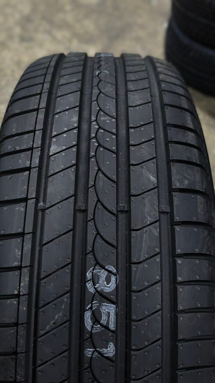205/50R17 Formula Rosso 93V XL (дата 0826) асимметричный протектор