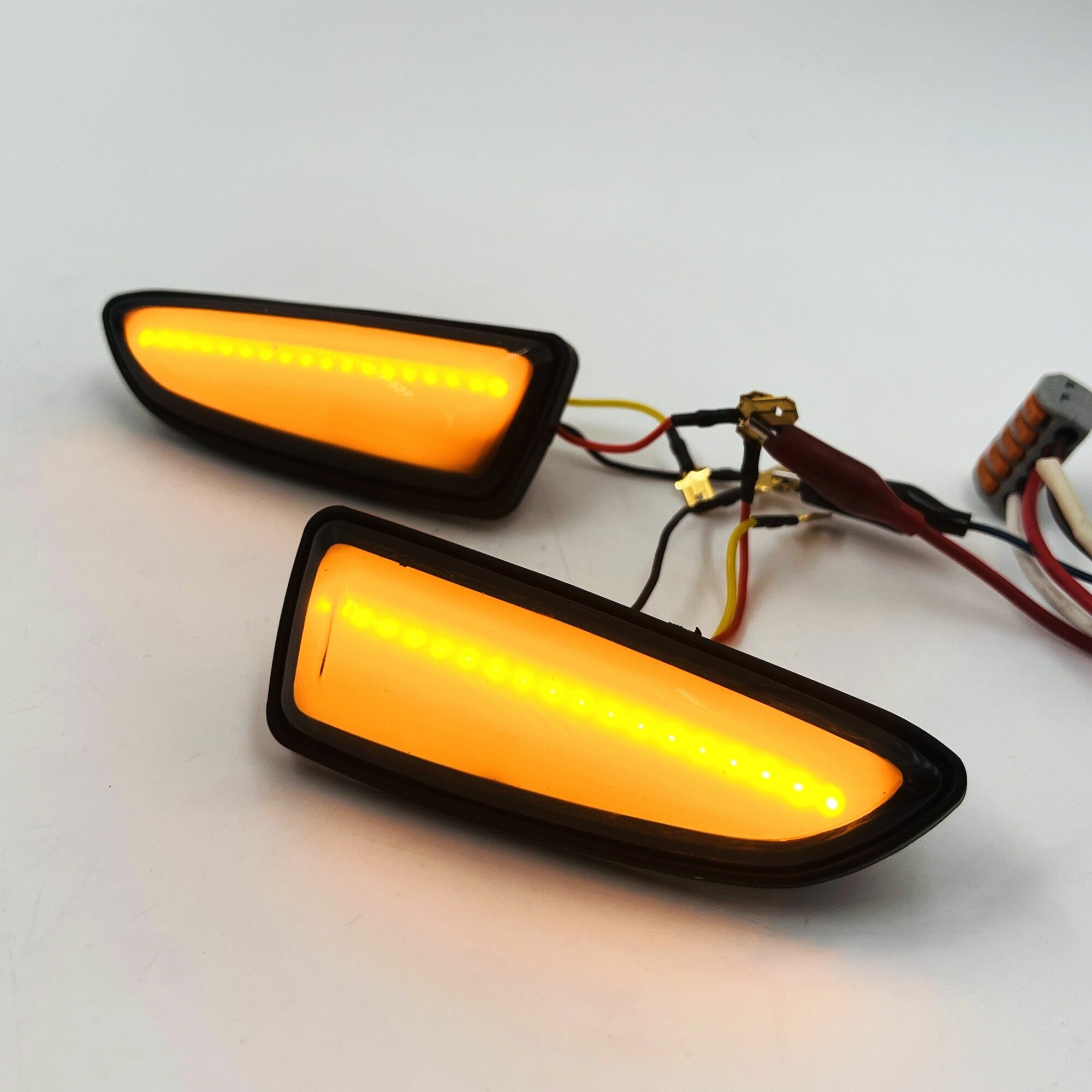 Повторители поворота на крыло диодные с желтым габаритом для ВАЗ (Лада) 2 шт