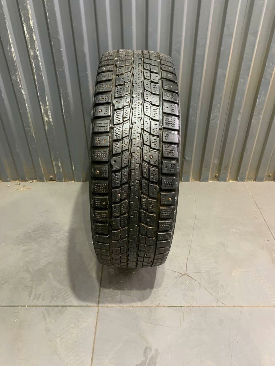Зимние БУ шины шипованные DUNLOP SP Winter Ice 01 195/65 R15 40.0% износ PT0006984 KEK089