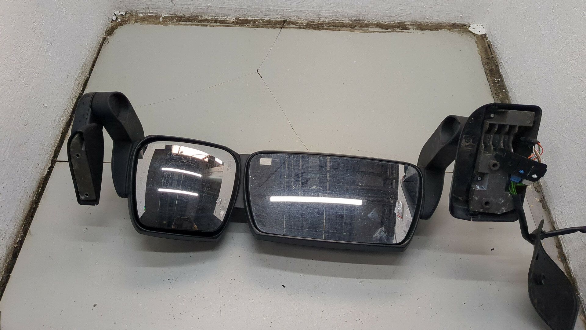 Зеркало боковое правое Iveco Stralis Б/У